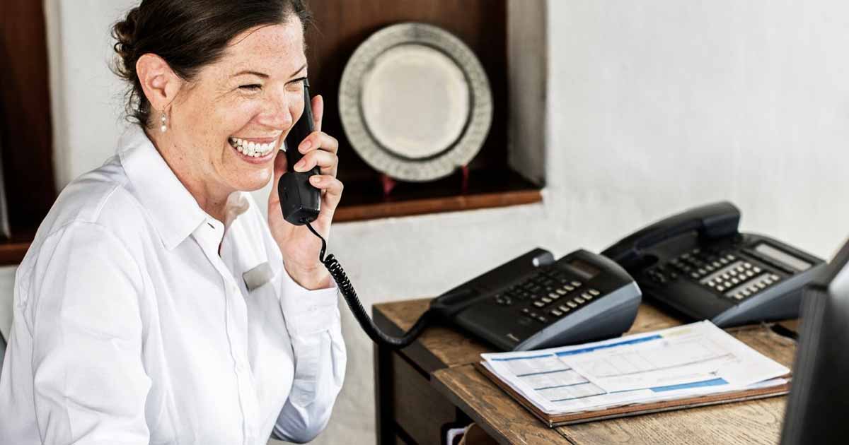 Hvordan bliver man receptionist? Få svaret her!