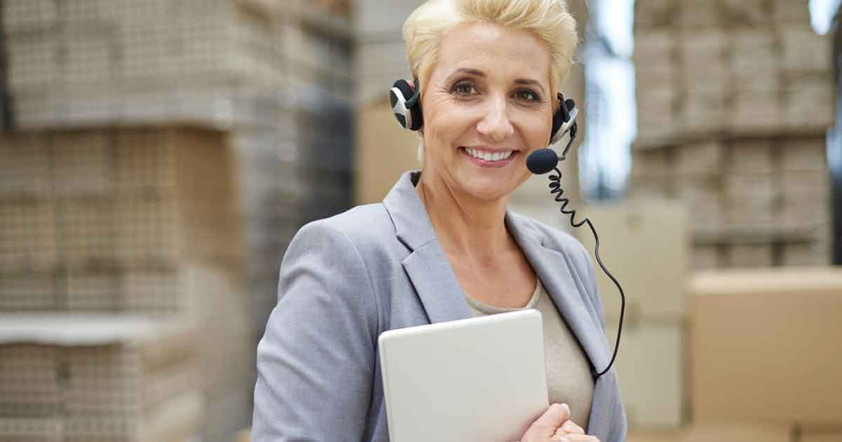 Hvordan bliver man serviceassistent? Guide til uddannelsen